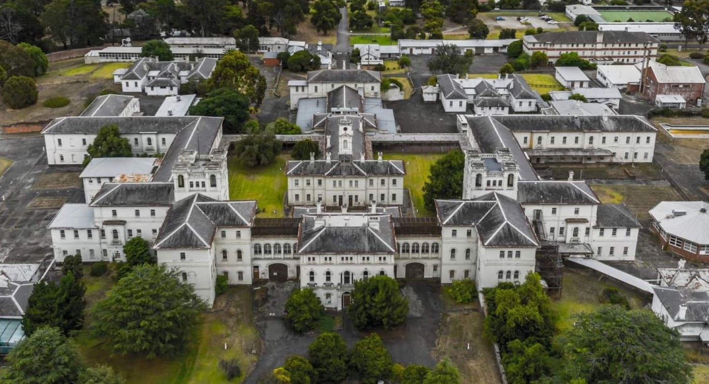 Eerie Tours | Ballarat and Aradale Asylum Ghost Tours